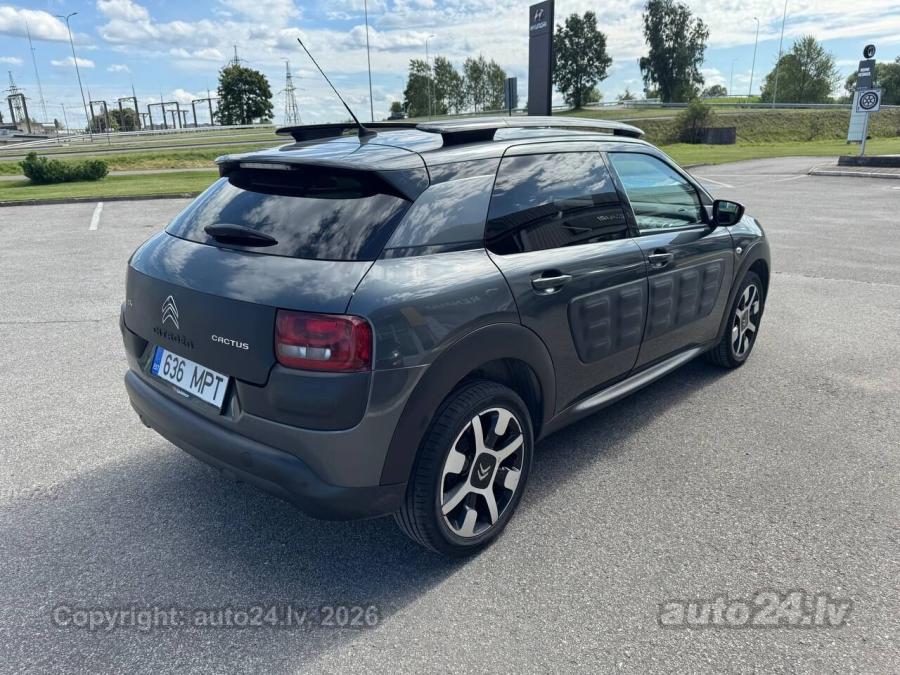 Grey Citroen C4 Cactus 2016 in Narva, with an engine capacity of 1.20 L and mileage of 153 thousand km for 5800 €, photo 5 on AUTOMOTO.COM.LV