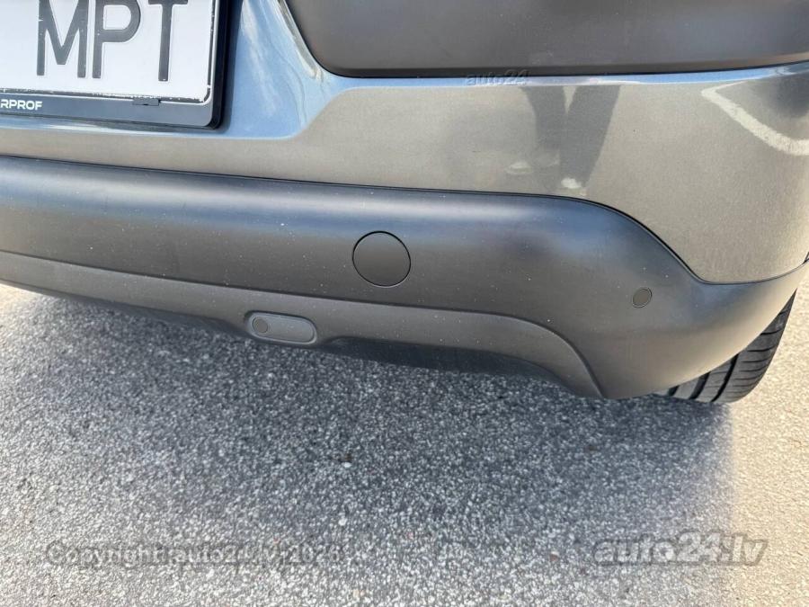 Grey Citroen C4 Cactus 2016 in Narva, with an engine capacity of 1.20 L and mileage of 153 thousand km for 5800 €, photo 6 on AUTOMOTO.COM.LV