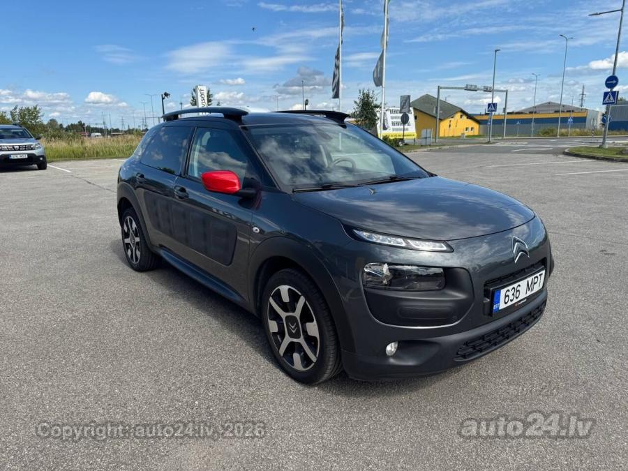 Grey Citroen C4 Cactus 2016 in Narva, with an engine capacity of 1.20 L and mileage of 153 thousand km for 5800 €, photo 7 on AUTOMOTO.COM.LV