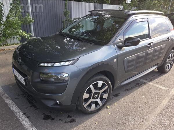 Pelēks Citroen C4 Cactus 2016 Rīga, ar dzinēja tilpumu 1.20 L un nobraukumu 166 tūkst. km par 6500 €, foto 1 vietnē AUTOMOTO.COM.LV