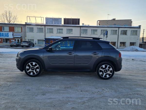 Pelēks Citroen C4 Cactus 2017 Ogre, ar dzinēja tilpumu 1.20 L un nobraukumu 0 tūkst. km par 6770 €, foto 8 vietnē AUTOMOTO.COM.LV