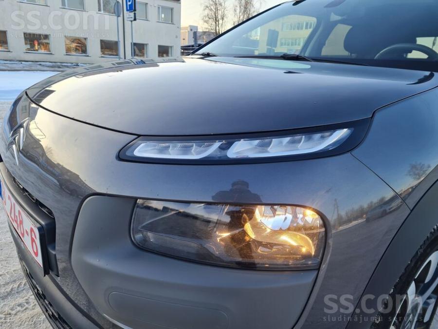 Pelēks Citroen C4 Cactus 2017 Ogre, ar dzinēja tilpumu 1.20 L un nobraukumu 0 tūkst. km par 6770 €, foto 11 vietnē AUTOMOTO.COM.LV