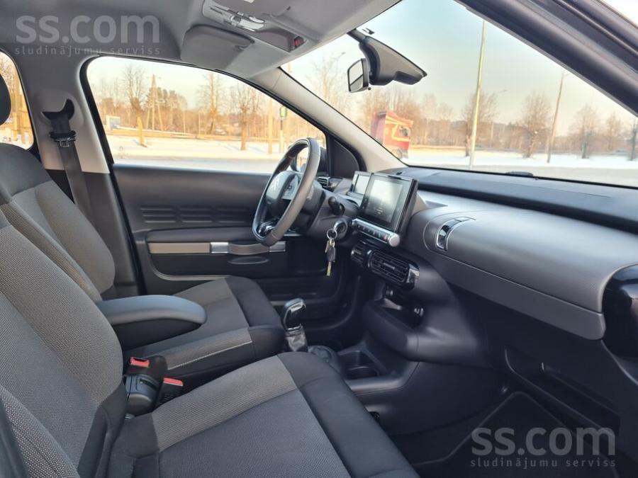 Pelēks Citroen C4 Cactus 2017 Ogre, ar dzinēja tilpumu 1.20 L un nobraukumu 0 tūkst. km par 6770 €, foto 31 vietnē AUTOMOTO.COM.LV
