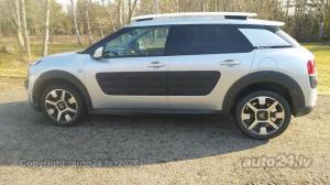 Pelēks Citroen C4 Cactus 2017 Kuresāre, ar dzinēja tilpumu 1.20 L un nobraukumu 110 tūkst. km par 7300 €, foto  vietnē AUTOMOTO.COM.LV