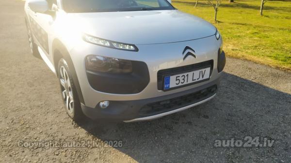 Pelēks Citroen C4 Cactus 2017 Kuresāre, ar dzinēja tilpumu 1.20 L un nobraukumu 110 tūkst. km par 7300 €, foto 5 vietnē AUTOMOTO.COM.LV