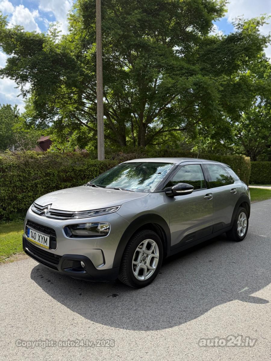 Pelēks Citroen C4 Cactus 2018 Tallina, ar dzinēja tilpumu 1.20 L un nobraukumu 88 tūkst. km par 9500 €, foto 1 vietnē AUTOMOTO.COM.LV
