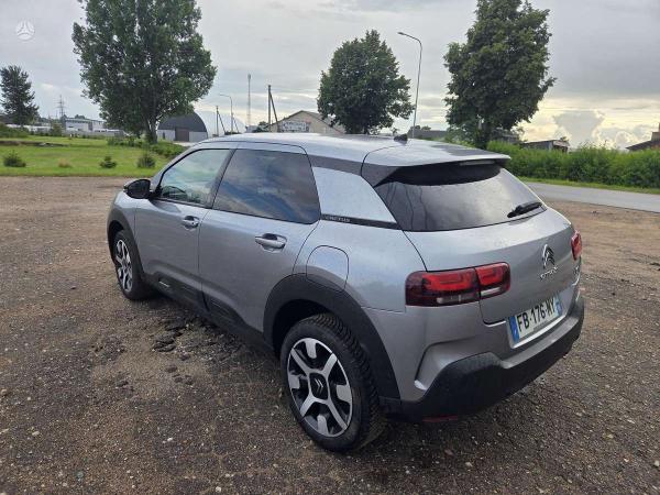 Grey Citroen C4 Cactus 2018 in Taurage, with an engine capacity of 1.56 L and mileage of 107 thousand km for 6300 €, photo 4 on AUTOMOTO.COM.LV