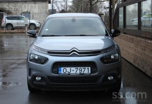 Grey Citroen C4 Cactus 2019 in Riga, with an engine capacity of 1.20 L and mileage of 0 thousand km for 9650 €, photo 3 on AUTOMOTO.COM.LV