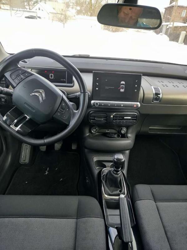 Grey Citroen C4 Cactus 2019 in Kaunas, with an engine capacity of 1.50 L and mileage of 115 thousand km for 7150 €, photo 6 on AUTOMOTO.COM.LV