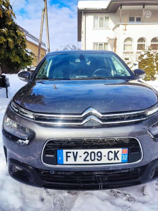 Grey Citroen C4 Cactus 2019 in Kaunas, with an engine capacity of 1.50 L and mileage of 115 thousand km for 7150 €, photo 9 on AUTOMOTO.COM.LV