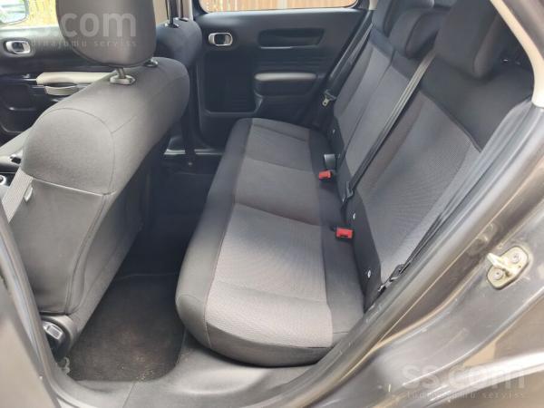 Grey Citroen C4 Cactus 2019 in Jelgava, with an engine capacity of 1.20 L and mileage of 0 thousand km for 6990 €, photo 10 on AUTOMOTO.COM.LV