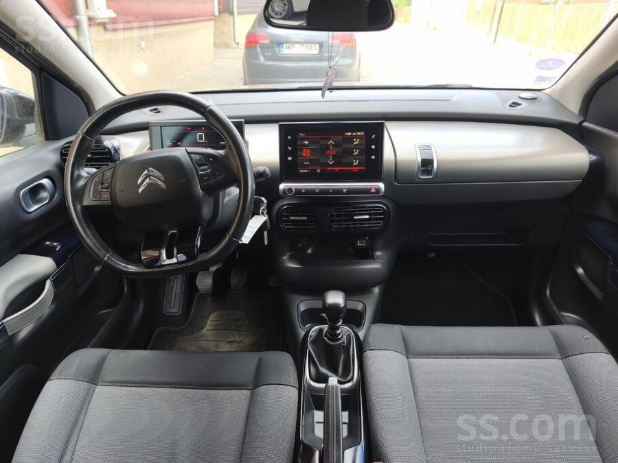 Pelēks Citroen C4 Cactus 2019 Jelgava, ar dzinēja tilpumu 1.20 L un nobraukumu 0 tūkst. km par 6990 €, foto 12 vietnē AUTOMOTO.COM.LV