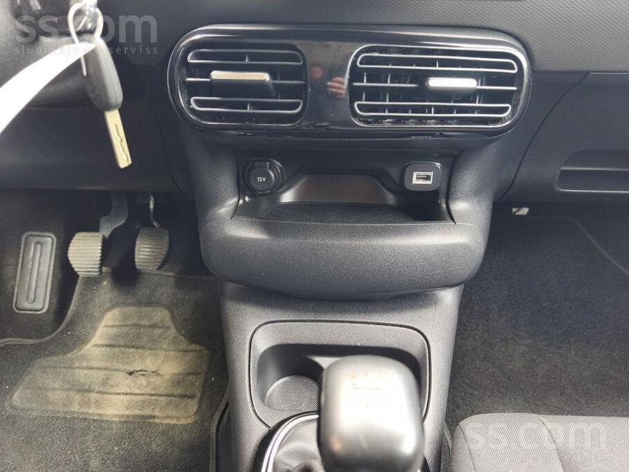 Pelēks Citroen C4 Cactus 2019 Jelgava, ar dzinēja tilpumu 1.20 L un nobraukumu 0 tūkst. km par 6990 €, foto 18 vietnē AUTOMOTO.COM.LV