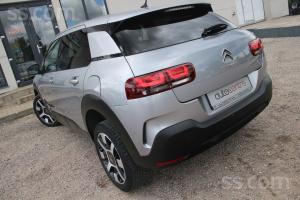Pelēks Citroen C4 Cactus 2019 Tukums, ar dzinēja tilpumu 1.20 L un nobraukumu 84 tūkst. km par 8889 €, foto 5 vietnē AUTOMOTO.COM.LV