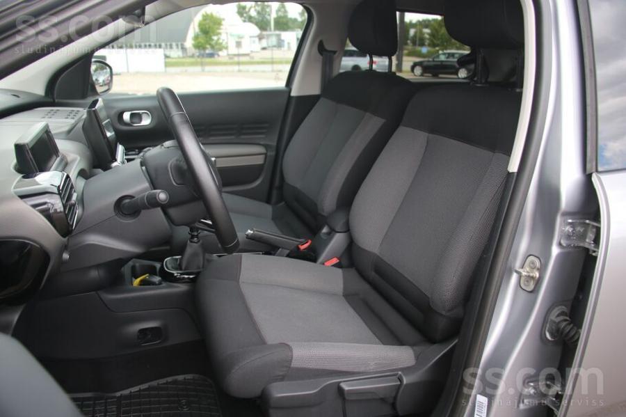 Pelēks Citroen C4 Cactus 2019 Tukums, ar dzinēja tilpumu 1.20 L un nobraukumu 84 tūkst. km par 8889 €, foto 17 vietnē AUTOMOTO.COM.LV
