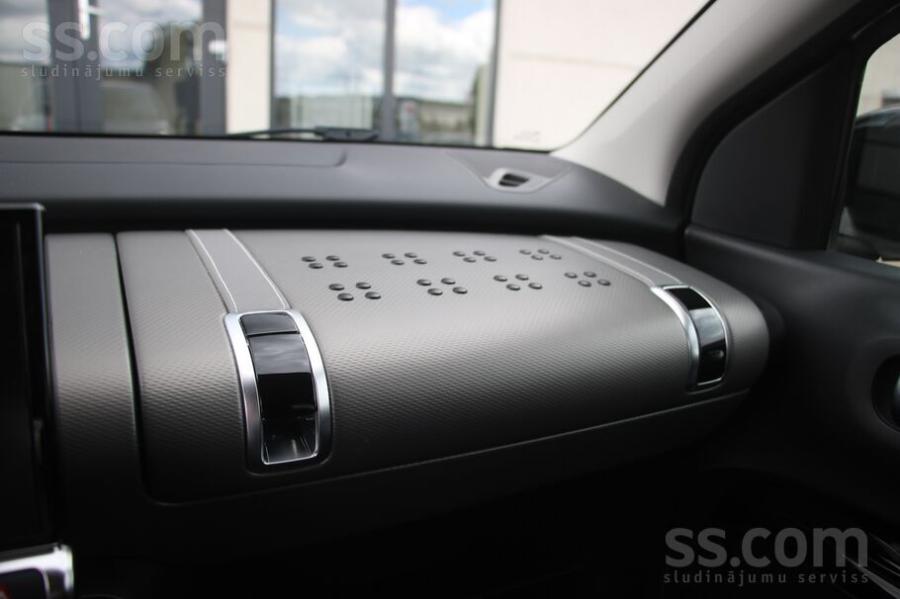 Pelēks Citroen C4 Cactus 2019 Tukums, ar dzinēja tilpumu 1.20 L un nobraukumu 84 tūkst. km par 8889 €, foto 22 vietnē AUTOMOTO.COM.LV