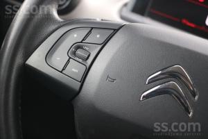 Pelēks Citroen C4 Cactus 2019 Tukums, ar dzinēja tilpumu 1.20 L un nobraukumu 84 tūkst. km par 8889 €, foto 24 vietnē AUTOMOTO.COM.LV