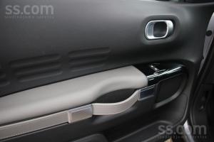 Pelēks Citroen C4 Cactus 2019 Tukums, ar dzinēja tilpumu 1.20 L un nobraukumu 84 tūkst. km par 8889 €, foto 27 vietnē AUTOMOTO.COM.LV