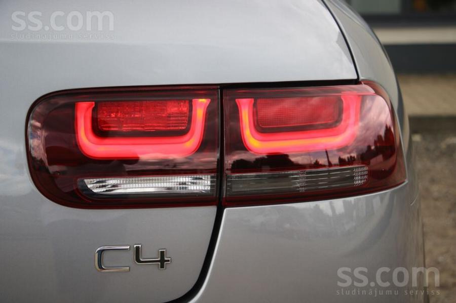 Pelēks Citroen C4 Cactus 2019 Tukums, ar dzinēja tilpumu 1.20 L un nobraukumu 84 tūkst. km par 8889 €, foto 33 vietnē AUTOMOTO.COM.LV