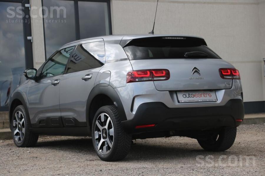 Pelēks Citroen C4 Cactus 2019 Tukums, ar dzinēja tilpumu 1.20 L un nobraukumu 84 tūkst. km par 8889 €, foto 35 vietnē AUTOMOTO.COM.LV