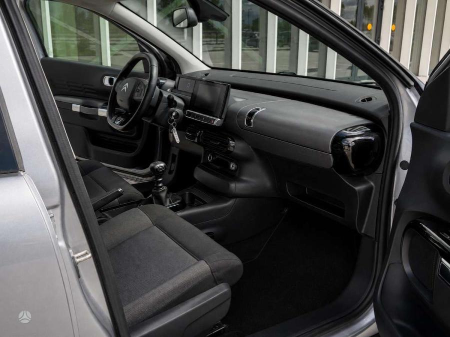 Pelēks Citroen C4 Cactus 2019 Viļņa, ar dzinēja tilpumu 1.20 L un nobraukumu 146 tūkst. km par 6800 €, foto 15 vietnē AUTOMOTO.COM.LV