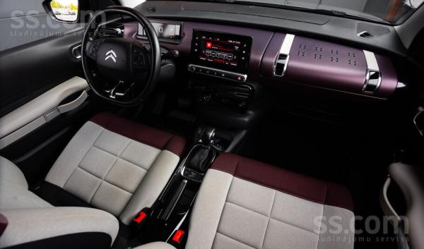 Pelēks Citroen C4 Cactus 2019 Jelgava, ar dzinēja tilpumu 1.20 L un nobraukumu 0 tūkst. km par 7700 €, foto 10 vietnē AUTOMOTO.COM.LV