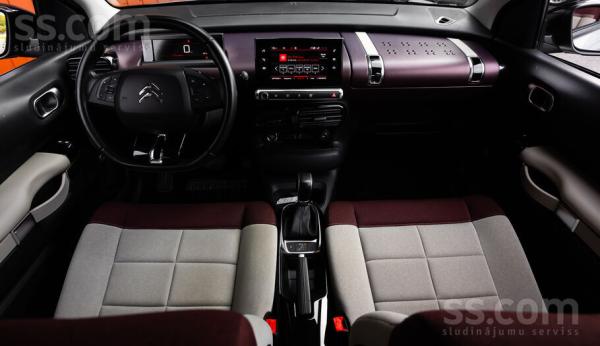 Pelēks Citroen C4 Cactus 2019 Jelgava, ar dzinēja tilpumu 1.20 L un nobraukumu 0 tūkst. km par 7700 €, foto 11 vietnē AUTOMOTO.COM.LV