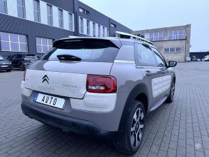 Pelēks Citroen C4 Cactus 2014 Tauragė, ar dzinēja tilpumu 1.56 L un nobraukumu 167 tūkst. km par 5999 €, foto 11 vietnē AUTOMOTO.COM.LV