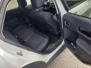 Pelēks Citroen C4 Cactus 2014 Marijampole, ar dzinēja tilpumu 1.20 L un nobraukumu 165 tūkst. km par 1950 €, foto 11 vietnē AUTOMOTO.COM.LV