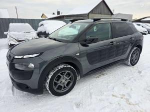 Grey Citroen C4 Cactus 2015 in Taurage, with an engine capacity of 1.20 L and mileage of 170 thousand km for 4600 €, photo  on AUTOMOTO.COM.LV
