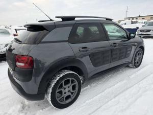 Grey Citroen C4 Cactus 2015 in Taurage, with an engine capacity of 1.20 L and mileage of 170 thousand km for 4600 €, photo 4 on AUTOMOTO.COM.LV