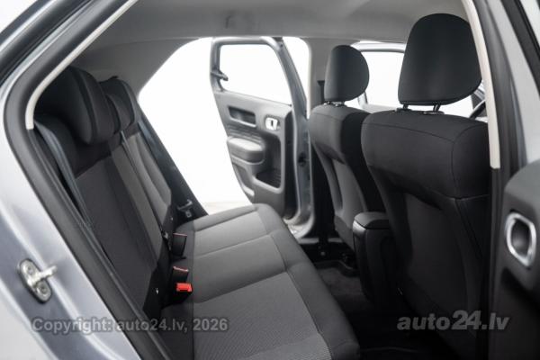 Grey Citroen C4 Cactus 2019 in Tallinn, with an engine capacity of 1.50 L and mileage of 72 thousand km for 10999 €, photo 9 on AUTOMOTO.COM.LV