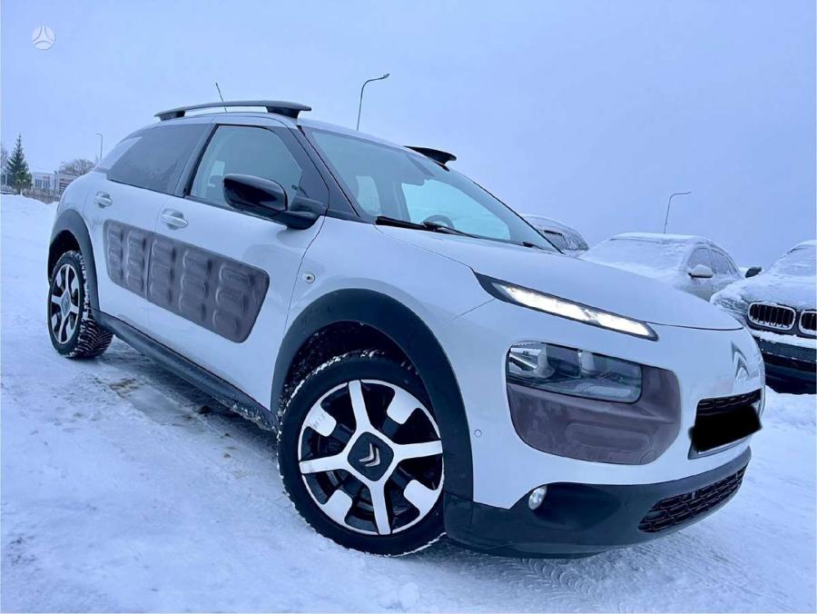 Citroen C4 Cactus 2014 in Taurage, with an engine capacity of 1.60 L and mileage of 237 thousand km for 5999 €, photo 1 on AUTOMOTO.COM.LV