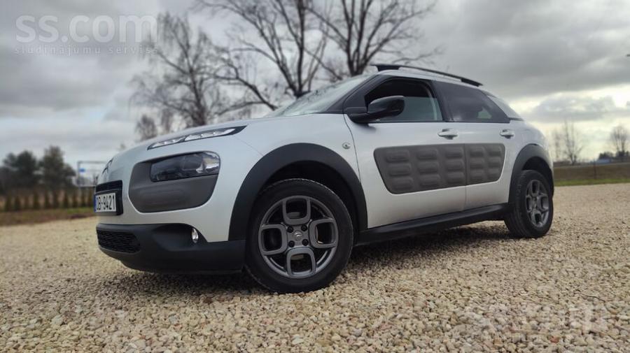 Citroen C4 Cactus 2015 in Jelgava, with an engine capacity of 1.20 L and mileage of 0 thousand km for 8450 €, photo 2 on AUTOMOTO.COM.LV