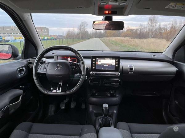 Citroen C4 Cactus 2015 in Siauliai, with an engine capacity of 1.60 L and mileage of 250 thousand km for 5350 €, photo 2 on AUTOMOTO.COM.LV