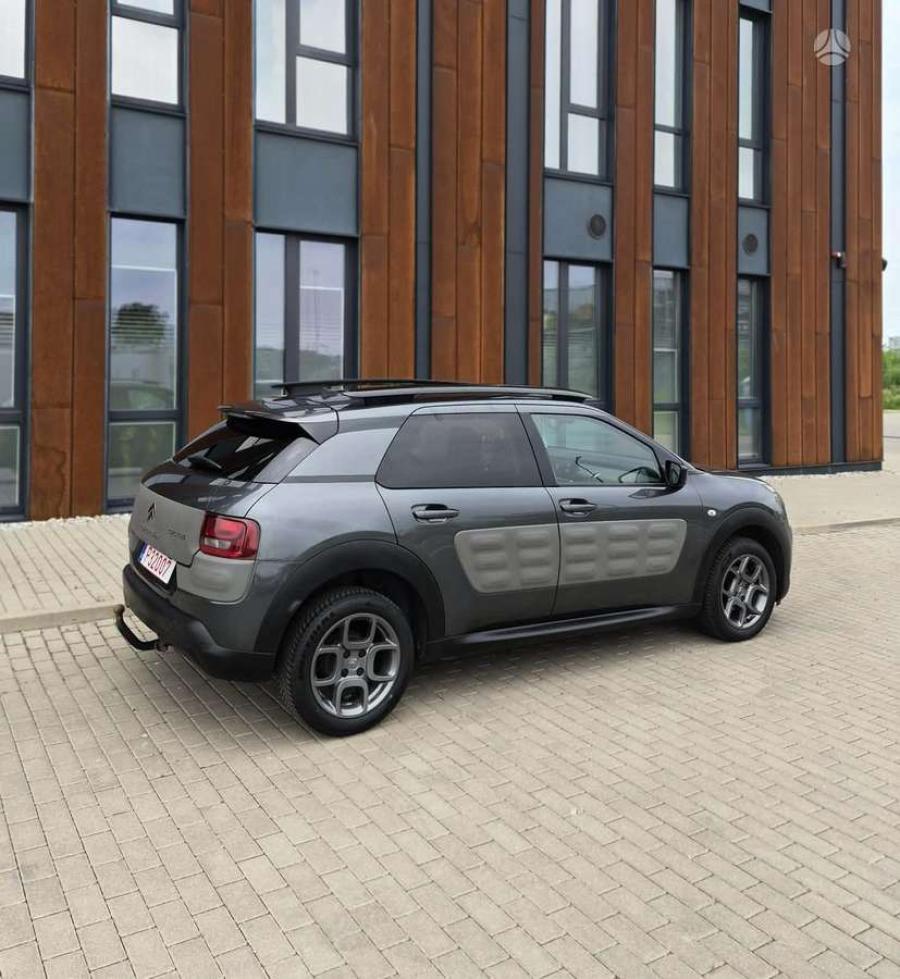 Citroen C4 Cactus 2015 Kauņa, ar dzinēja tilpumu 1.60 L un nobraukumu 258 tūkst. km par 5650 €, foto 4 vietnē AUTOMOTO.COM.LV