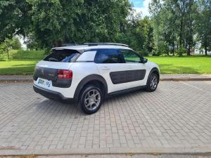Ситроен C4 Кактус 2015 в Таураге, объемом двигателя 1.20 л и пробегом 167 тыс. км за 4600 €, фото 8 на AUTOMOTO.COM.LV