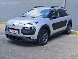 Citroen C4 Cactus 2016 Ogre, ar dzinēja tilpumu 1.20 L un nobraukumu 140 tūkst. km par 4575 €, foto 3 vietnē AUTOMOTO.COM.LV