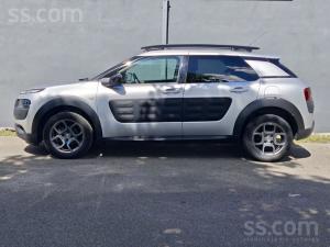 Citroen C4 Cactus 2016 Ogre, ar dzinēja tilpumu 1.20 L un nobraukumu 140 tūkst. km par 4575 €, foto 4 vietnē AUTOMOTO.COM.LV