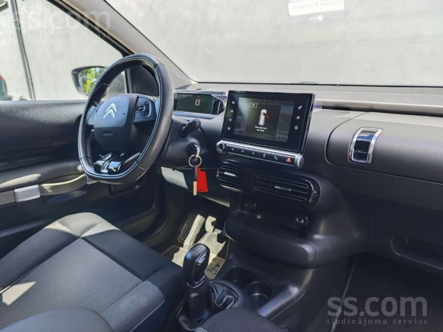 Citroen C4 Cactus 2016 Ogre, ar dzinēja tilpumu 1.20 L un nobraukumu 140 tūkst. km par 4575 €, foto 14 vietnē AUTOMOTO.COM.LV
