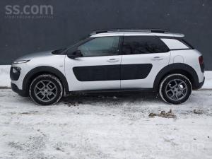Citroen C4 Cactus 2016 Ogre, ar dzinēja tilpumu 1.20 L un nobraukumu 138 tūkst. km par 4995 €, foto 4 vietnē AUTOMOTO.COM.LV
