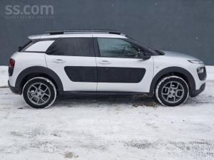 Citroen C4 Cactus 2016 Ogre, ar dzinēja tilpumu 1.20 L un nobraukumu 138 tūkst. km par 4995 €, foto 5 vietnē AUTOMOTO.COM.LV