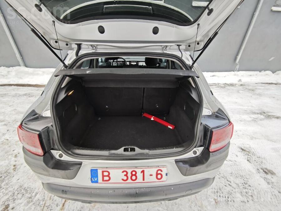 Citroen C4 Cactus 2016 Ogre, ar dzinēja tilpumu 1.20 L un nobraukumu 138 tūkst. km par 4995 €, foto 10 vietnē AUTOMOTO.COM.LV