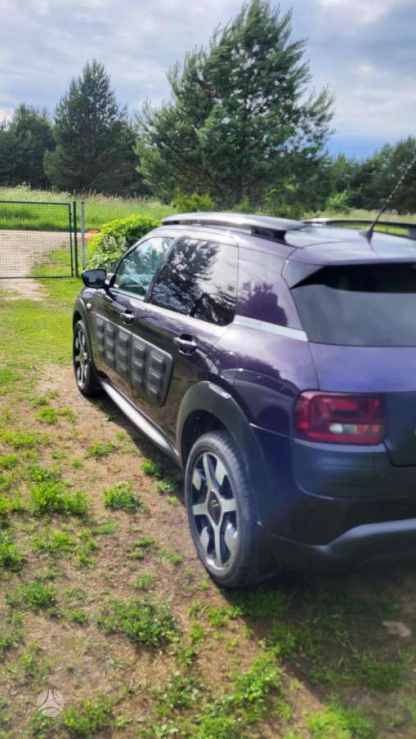 Citroen C4 Cactus 2016 Viļņa, ar dzinēja tilpumu 1.20 L un nobraukumu 124 tūkst. km par 5800 €, foto 8 vietnē AUTOMOTO.COM.LV