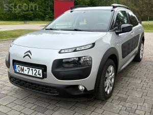 Ситроен C4 Кактус 2017 в Елгава, объемом двигателя 1.20 л и пробегом 120 тыс. км за 5600 €, фото  на AUTOMOTO.COM.LV
