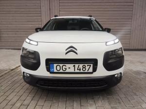 Ситроен C4 Кактус 2017 в Елгава, объемом двигателя 1.20 л и пробегом 153 тыс. км за 6990 €, фото  на AUTOMOTO.COM.LV