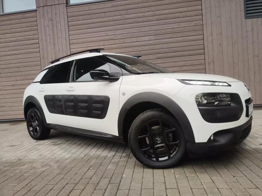 Citroen C4 Cactus 2017 Jelgava, ar dzinēja tilpumu 1.20 L un nobraukumu 153 tūkst. km par 6990 €, foto 4 vietnē AUTOMOTO.COM.LV