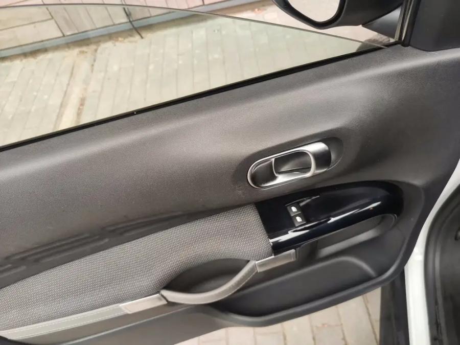 Citroen C4 Cactus 2017 Jelgava, ar dzinēja tilpumu 1.20 L un nobraukumu 153 tūkst. km par 6990 €, foto 26 vietnē AUTOMOTO.COM.LV