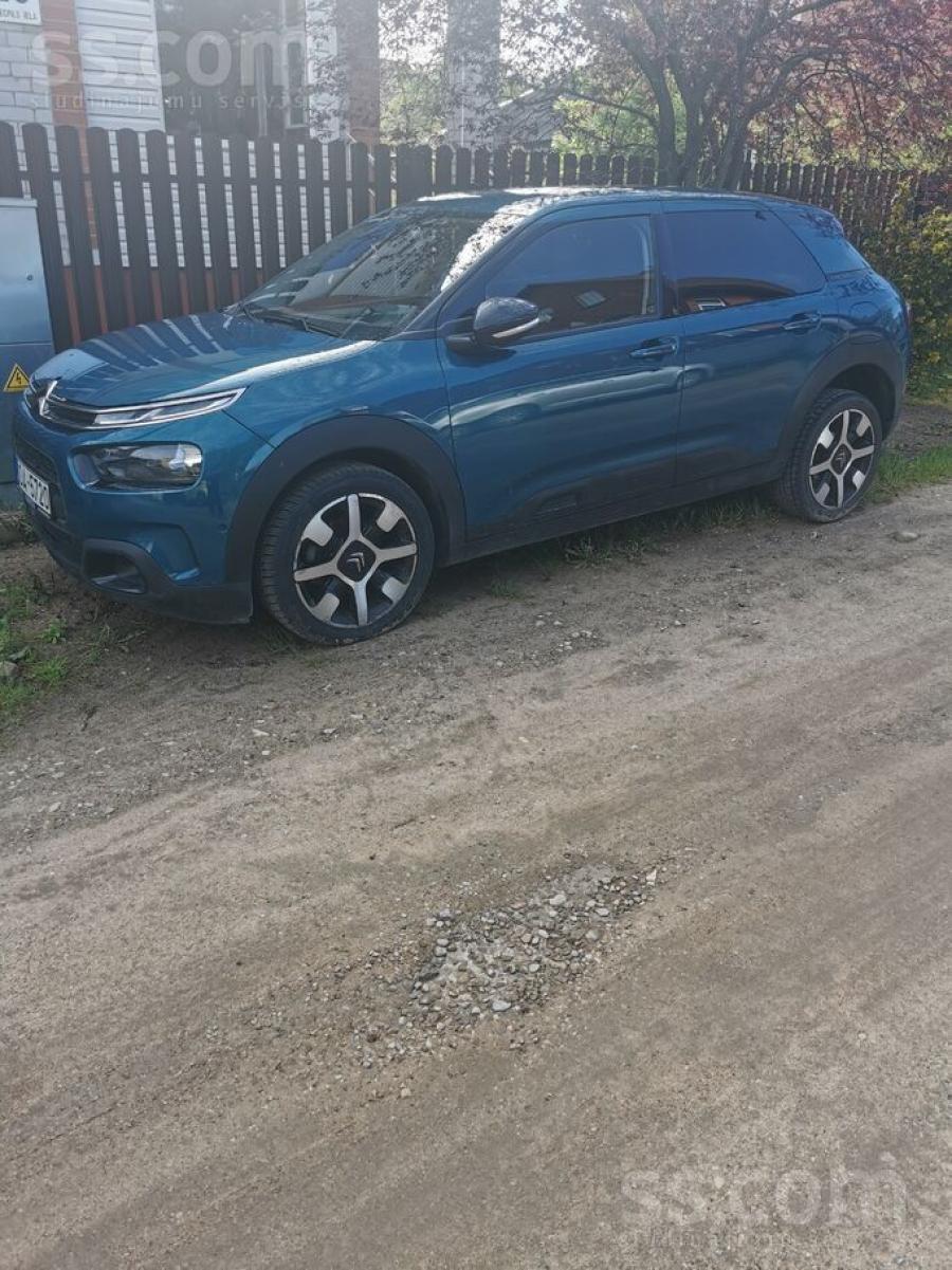 Citroen C4 Cactus 2019 in Daugavpils, with an engine capacity of 1.50 L and mileage of 182 thousand km for 9990 €, photo 2 on AUTOMOTO.COM.LV