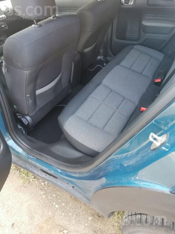 Citroen C4 Cactus 2019 in Daugavpils, with an engine capacity of 1.50 L and mileage of 182 thousand km for 9990 €, photo 7 on AUTOMOTO.COM.LV